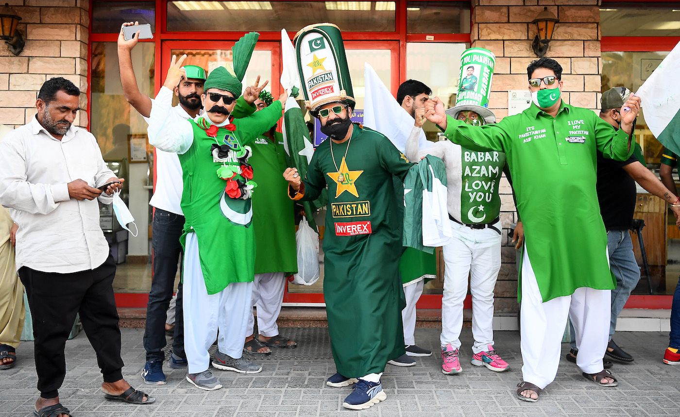 Pakistan fans arrive for the game | ESPNcricinfo.com