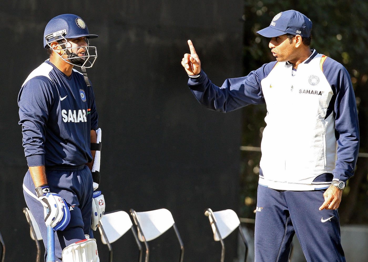 VVS Laxman makes a point to Rahul Dravid during a training session | ESPNcricinfo.com