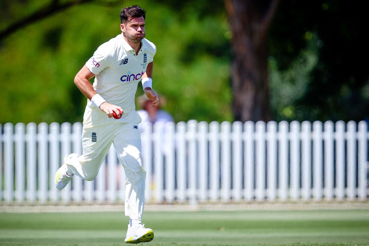 James Anderson runs in | ESPNcricinfo.com