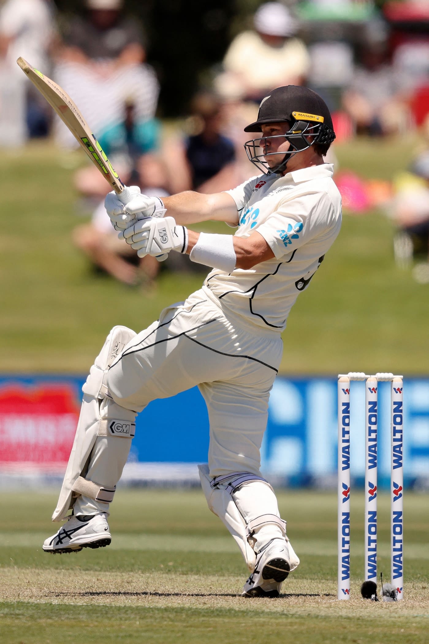 Will Young pulls one away | ESPNcricinfo.com