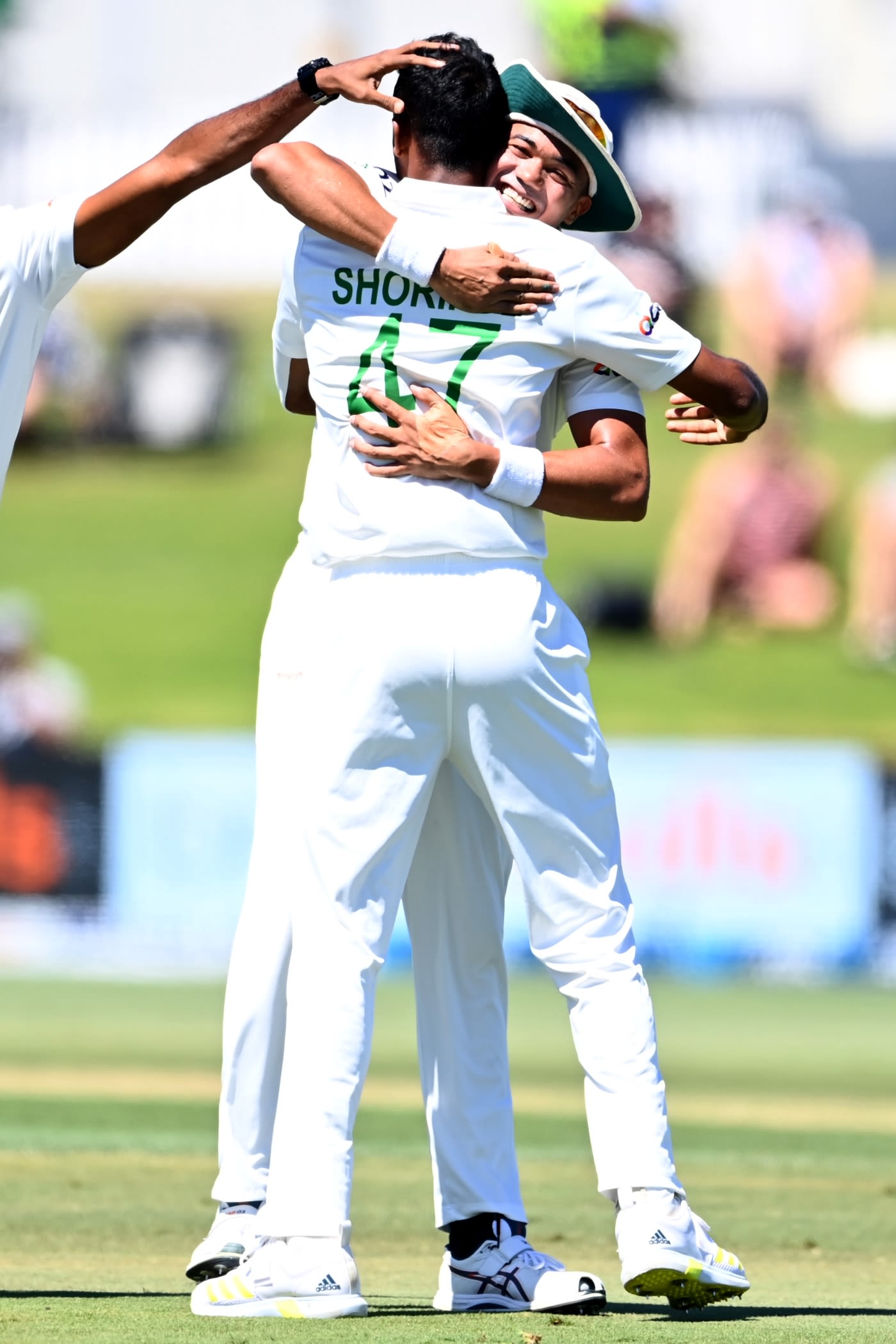 Shoriful Islam gets a hug from Taskin Ahmed after removing Tom Latham ...
