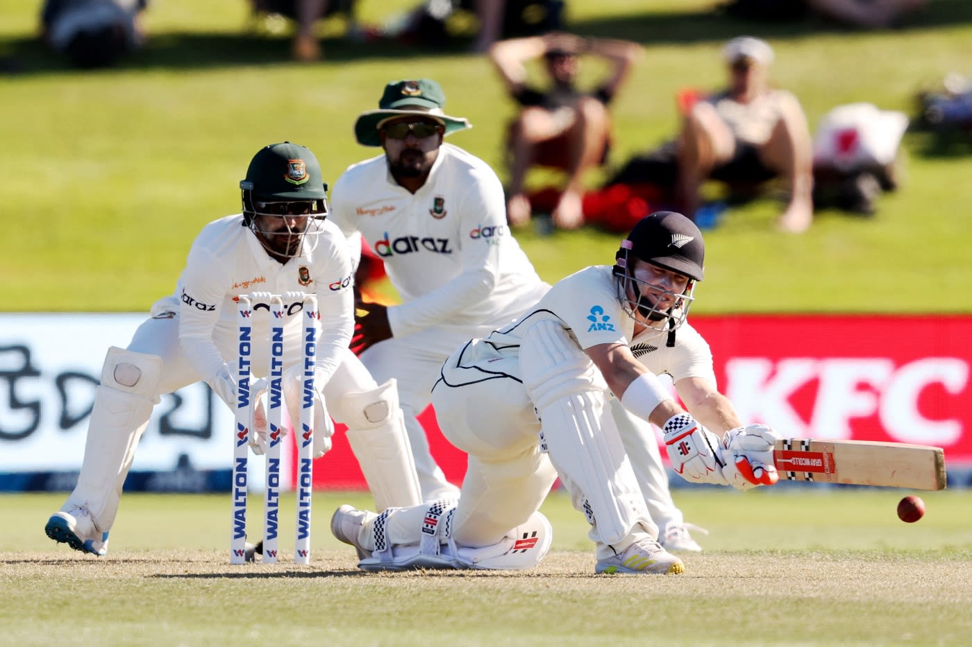 Henry Nicholls finished day one unbeaten on 32 | ESPNcricinfo.com