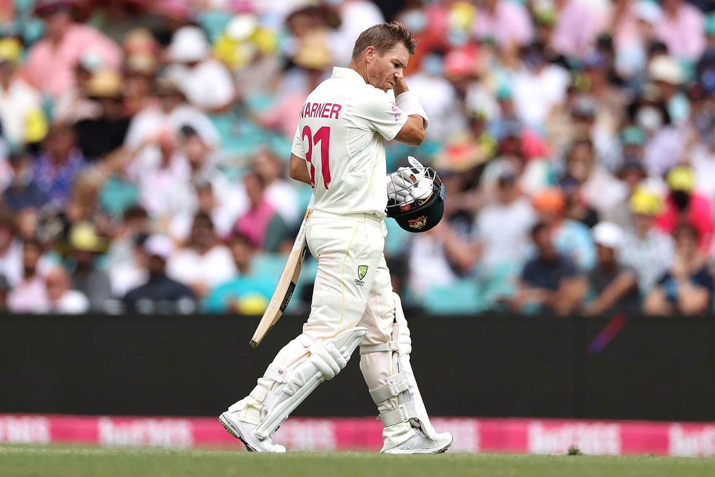 David Warner fell to Stuart Broad | ESPNcricinfo.com