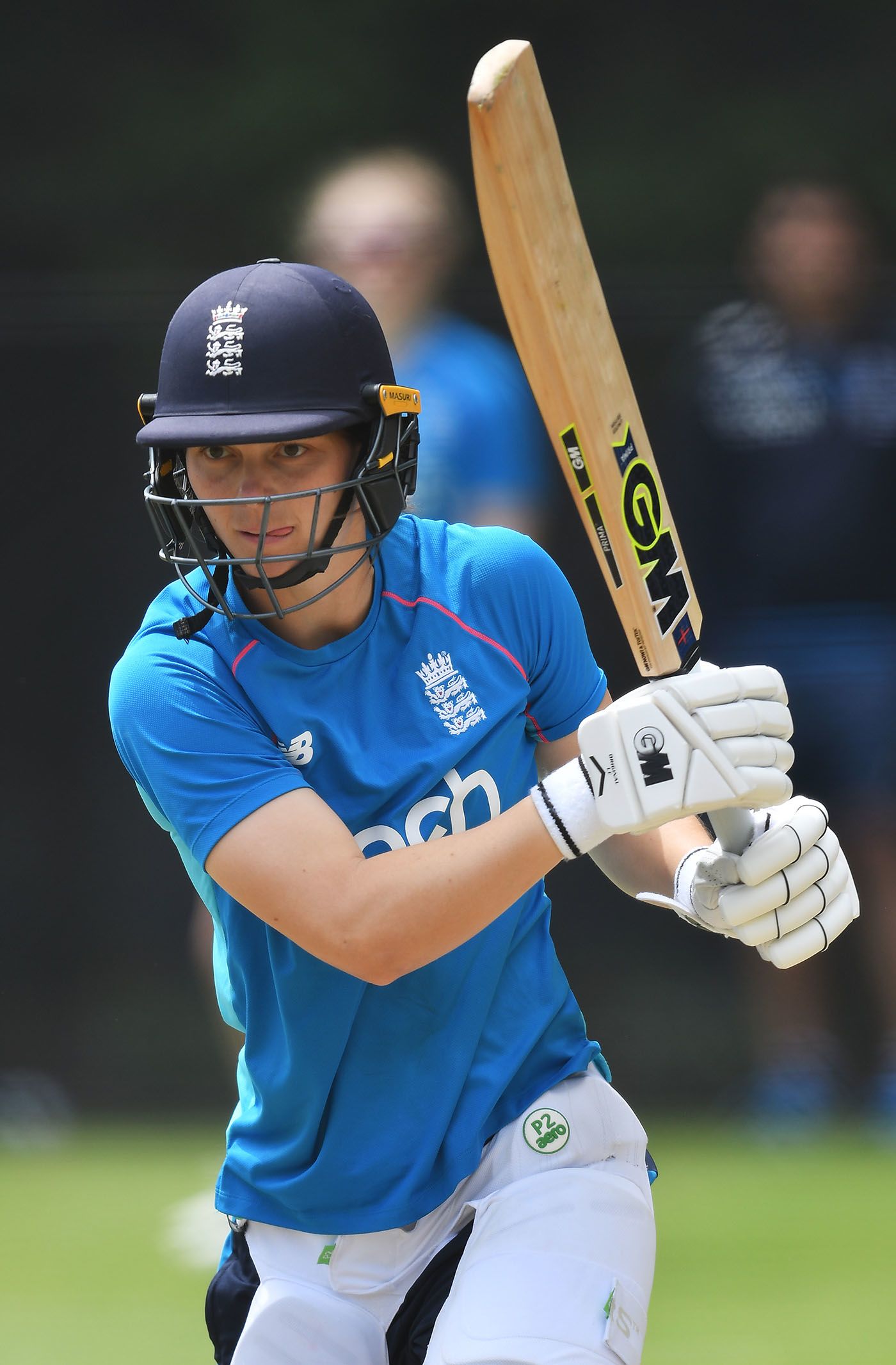 Amy Jones bats in the nets | ESPNcricinfo.com