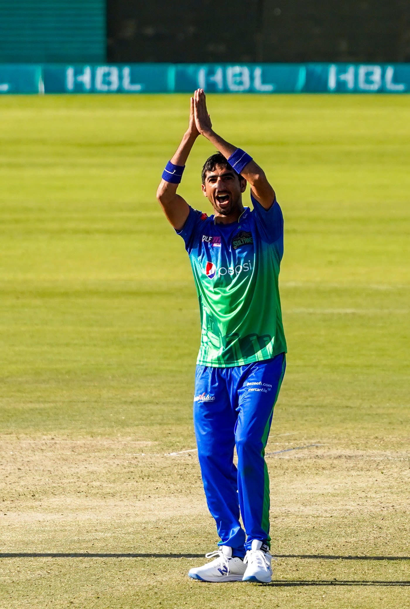 Shahnawaz Dahani celebrates a wicket | ESPNcricinfo.com