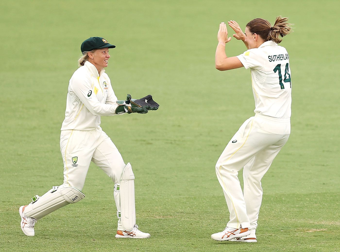 Annabel Sutherland took three wickets as likely loss for Australia ...