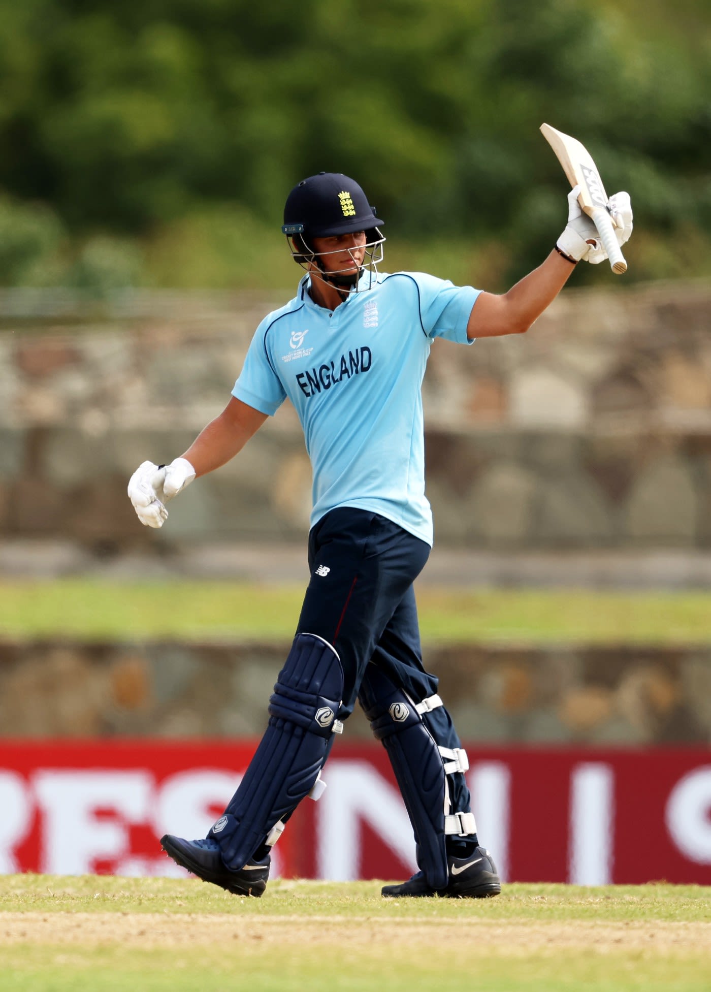 George Thomas celebrates his half-century | ESPNcricinfo.com