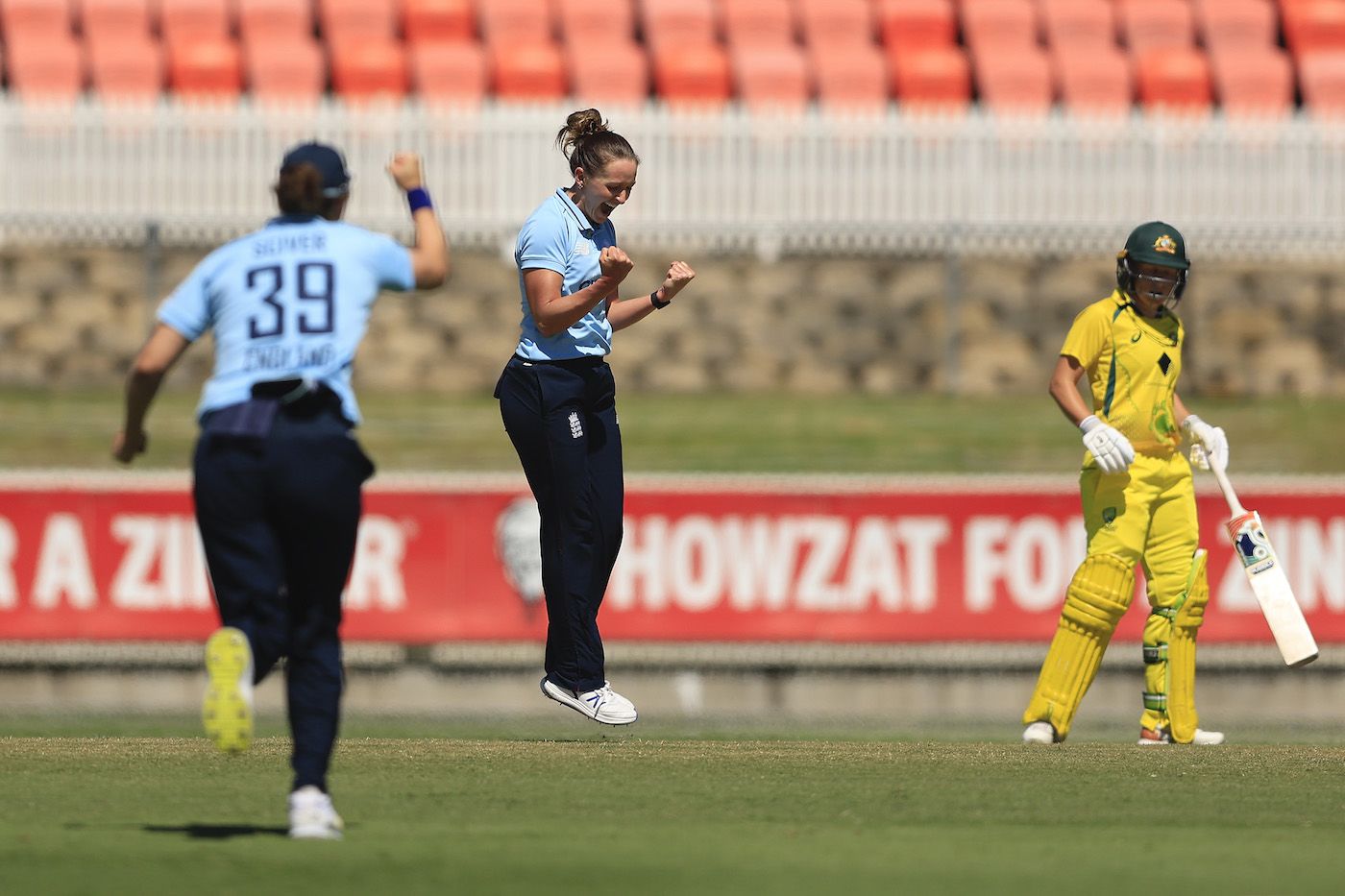 Kate Cross made inroads | ESPNcricinfo.com