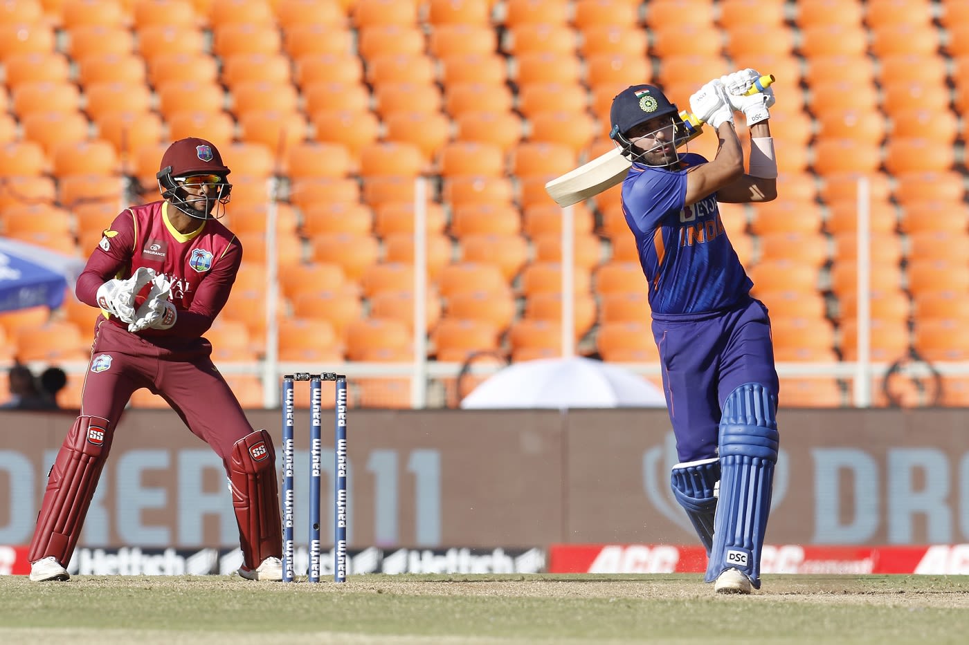 Deepak Chahar goes over the top | ESPNcricinfo.com