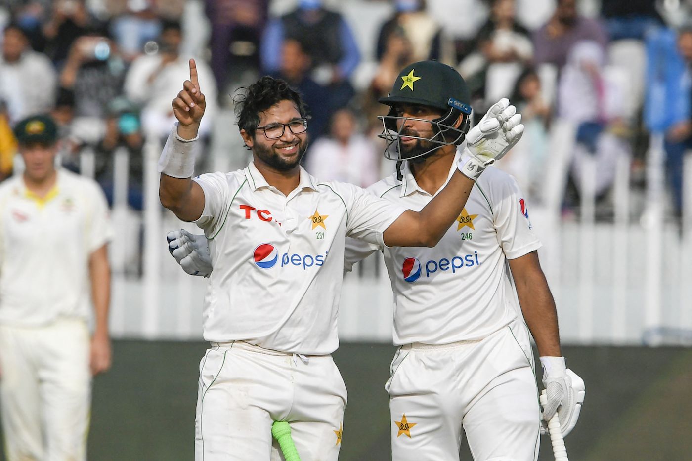 Imam-ul-Haq brought up his second century of the Test | ESPNcricinfo.com