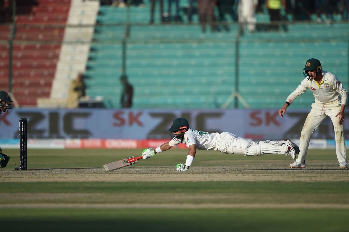 Mohammad Rizwan dives back to make his ground | ESPNcricinfo.com