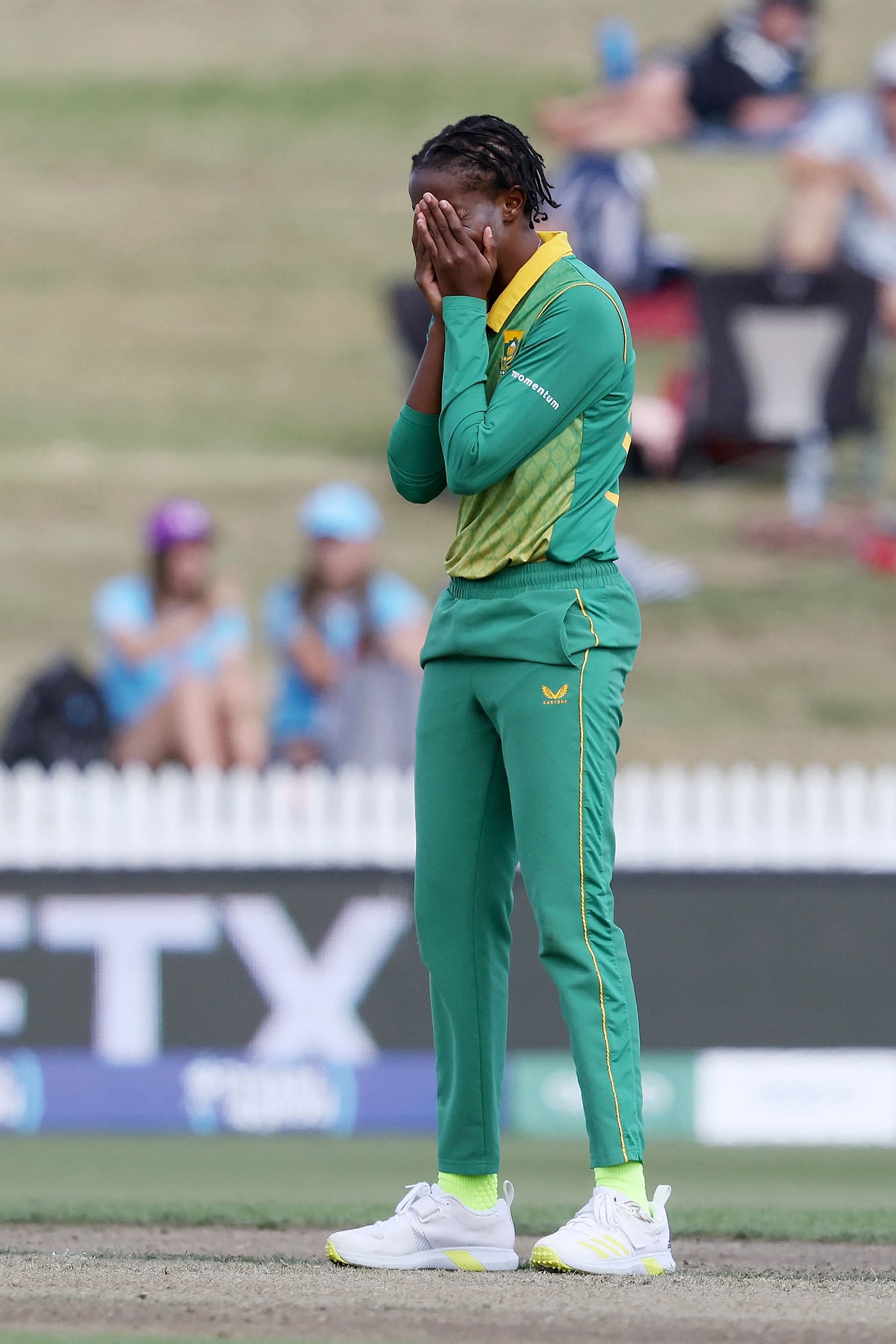 Ayabonga Khaka reacts after Marizanne Kapp dropped a sitter of Maddy ...