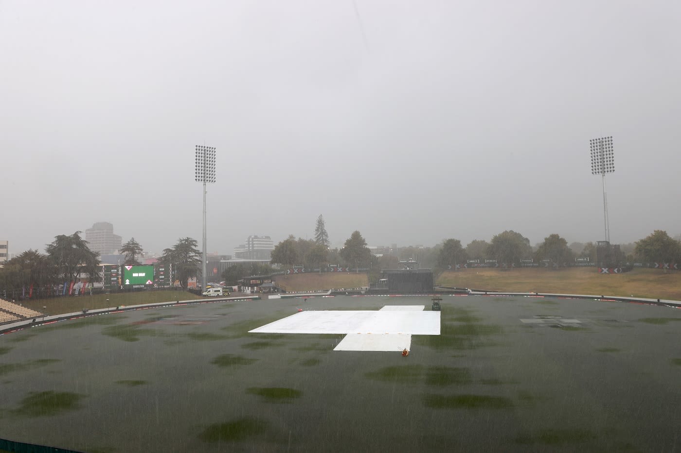 Rains lash Seddon Park ahead of the match | ESPNcricinfo.com