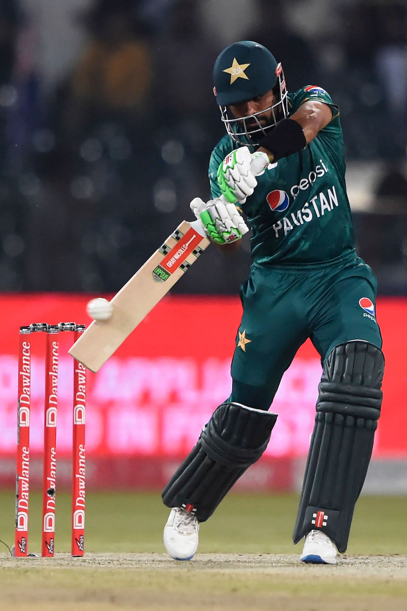 Babar Azam lorded over the early part of Pakistan's innings ...
