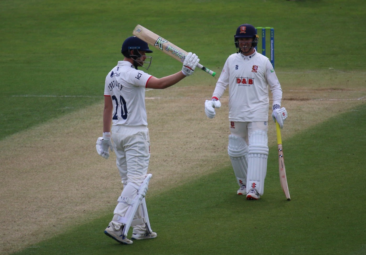 Matt Critchley reaches fifty on his Championship debut for Essex ...