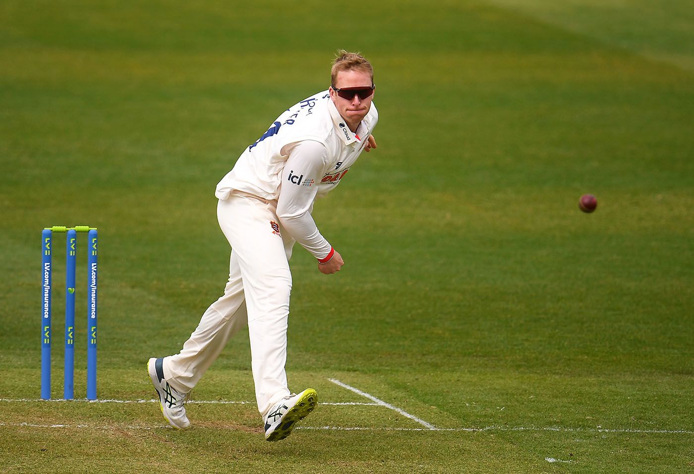 Simon Harmer helped tear through the Somerset line-up | ESPNcricinfo.com