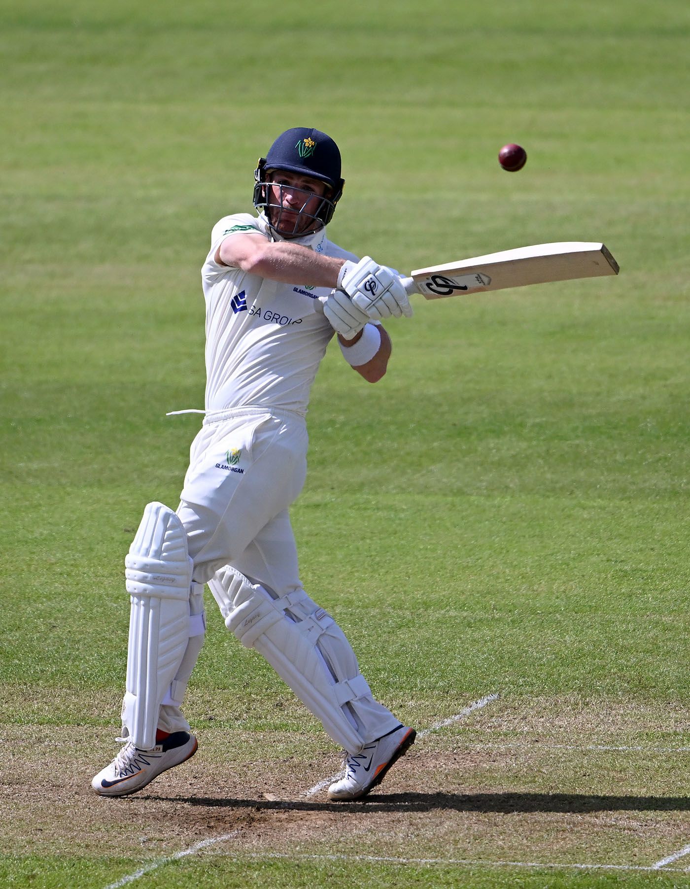 David Lloyd pulls en route to a half-century | ESPNcricinfo.com