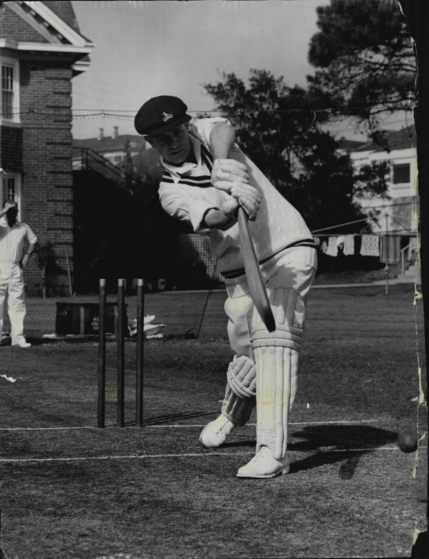Alan Crompton was a grade cricketer before a long career in cricket ...