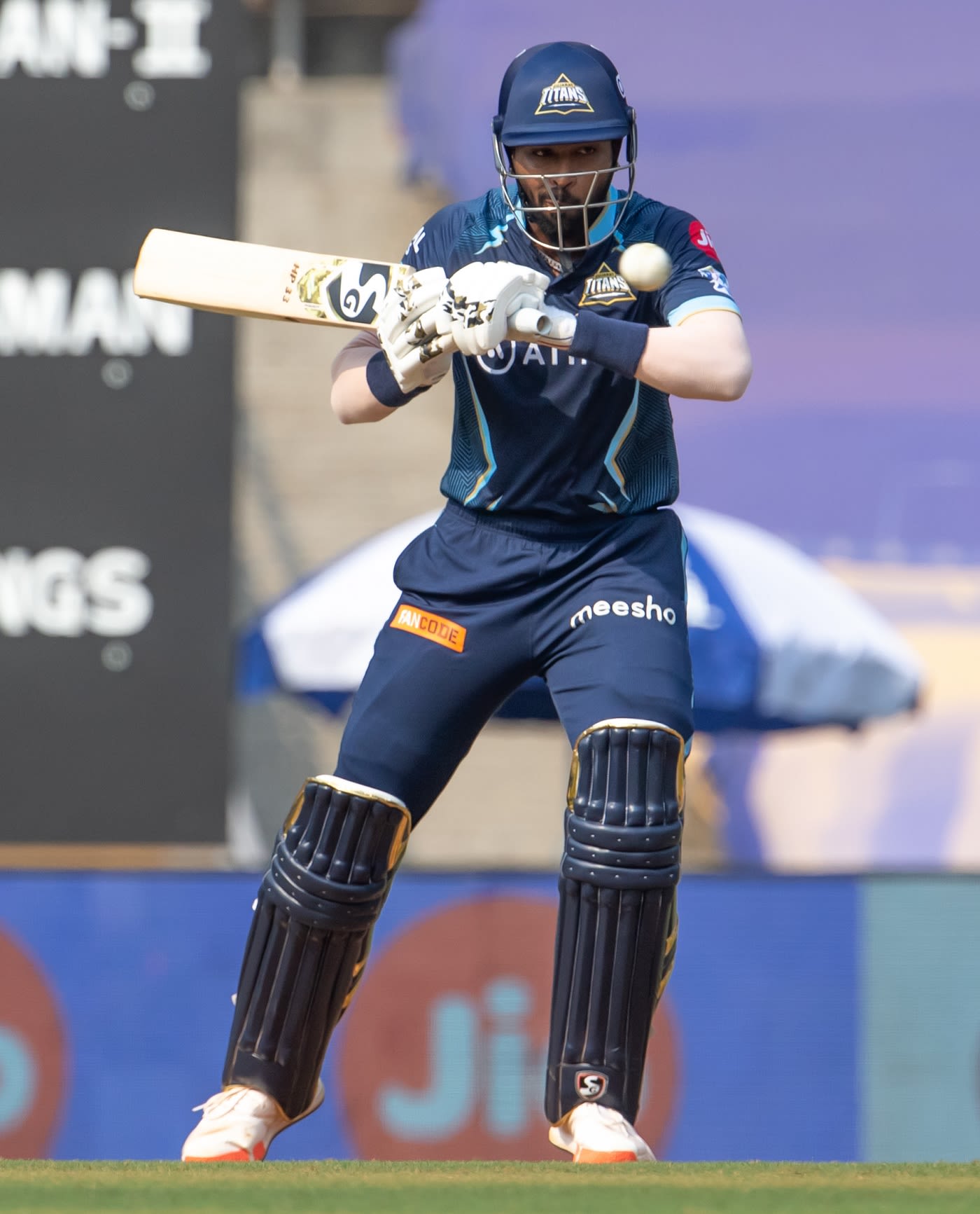 Hardik Pandya plays a ramp shot | ESPNcricinfo.com