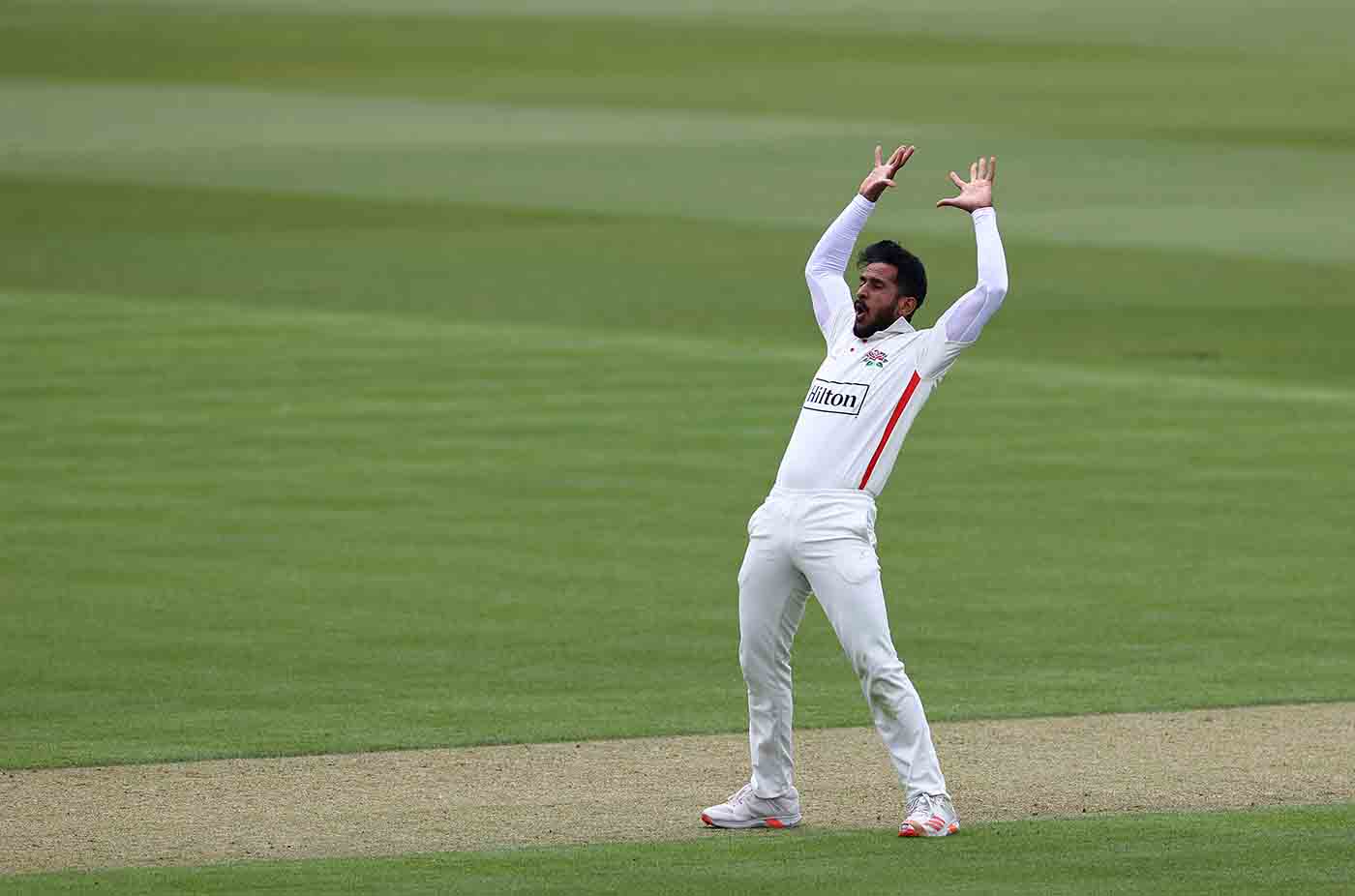 Hasan Ali brings out a trademark celebration | ESPNcricinfo.com