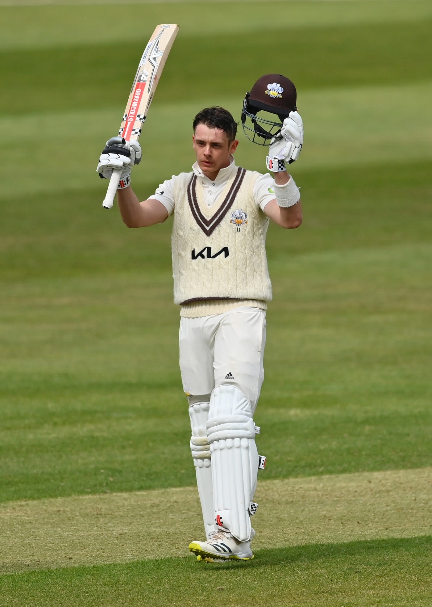 Jamie Smith celebrates reaching his double century | ESPNcricinfo.com
