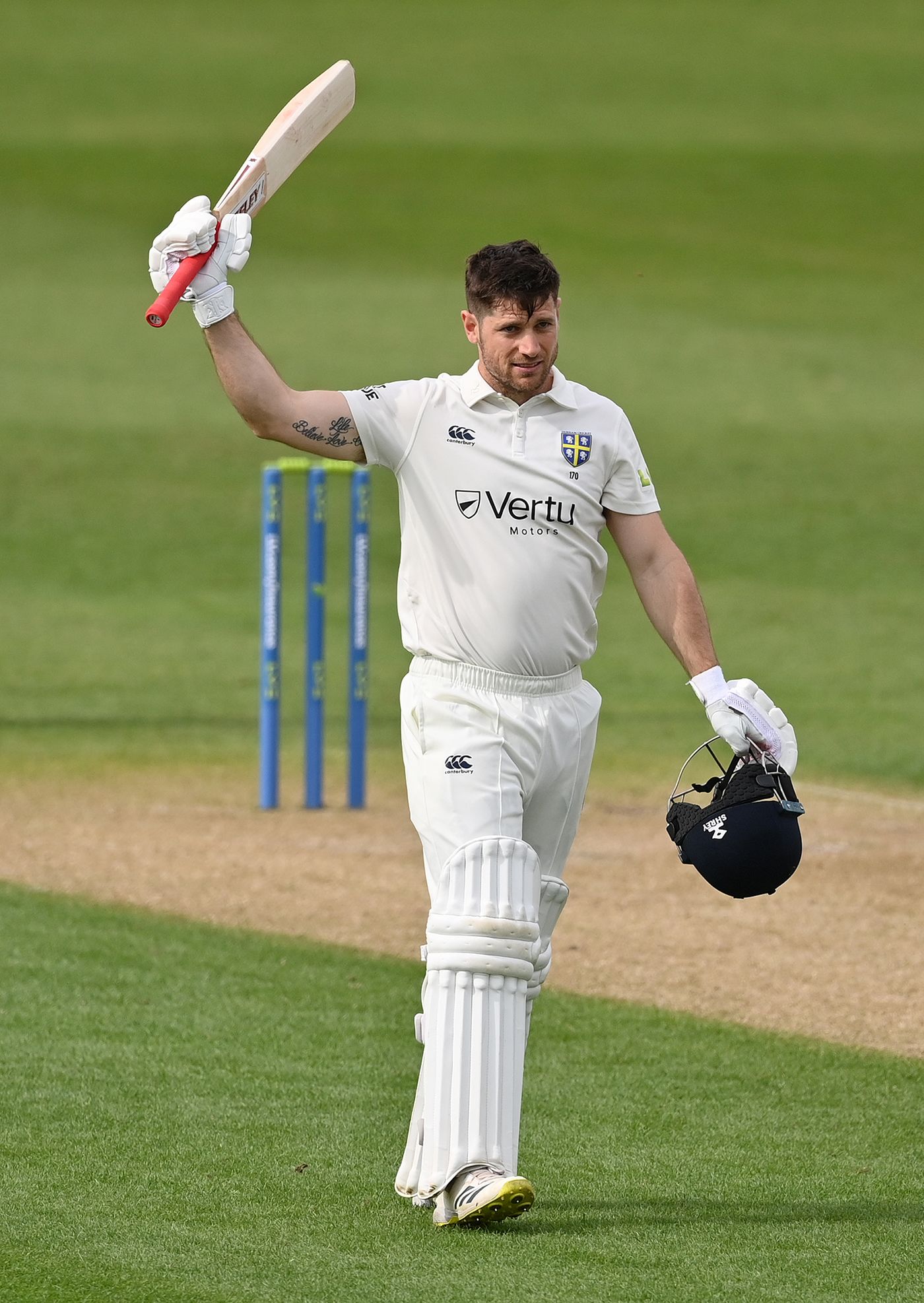 Sean Dickson reaches his hundred | ESPNcricinfo.com