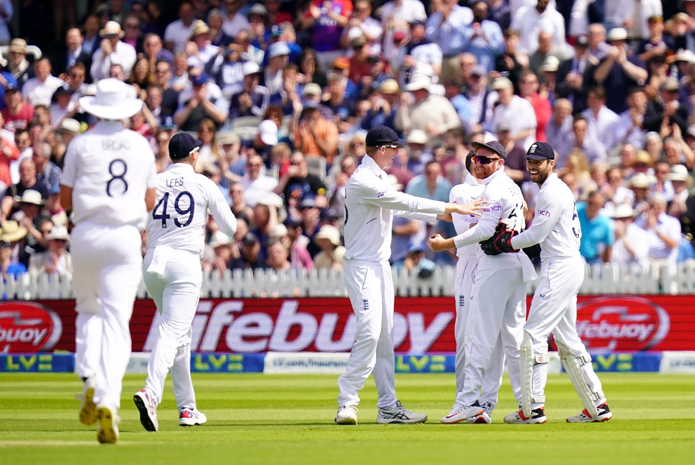 England celebrate Jonny Bairstow's first slip catch | ESPNcricinfo.com