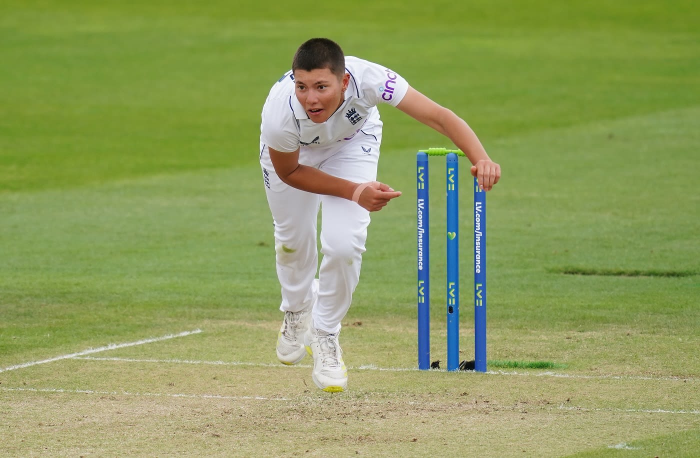 Issy Wong on debut for England | ESPNcricinfo.com