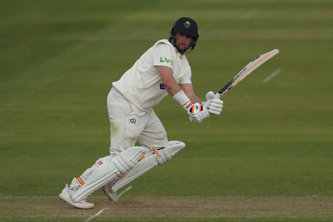 Billy Root clips a shot off his legs | ESPNcricinfo.com