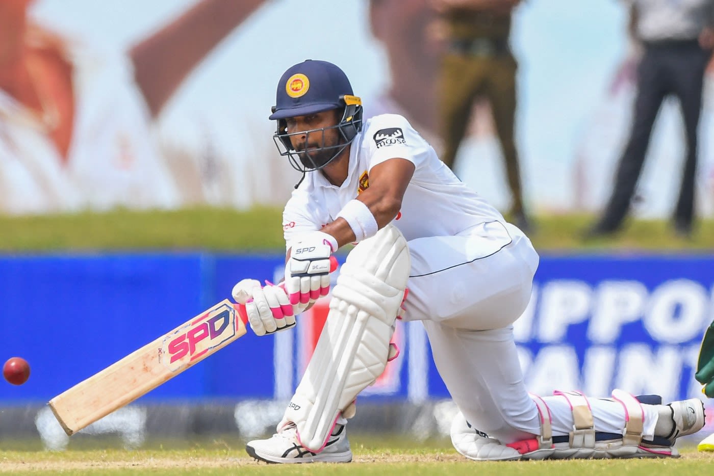 Dinesh Chandimal played a steady hand | ESPNcricinfo.com