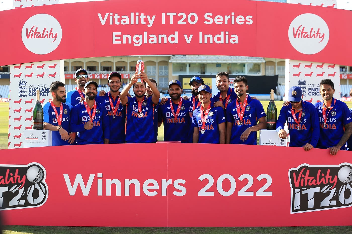 Players pose after India wrapped up a 2-1 T20I series win ...