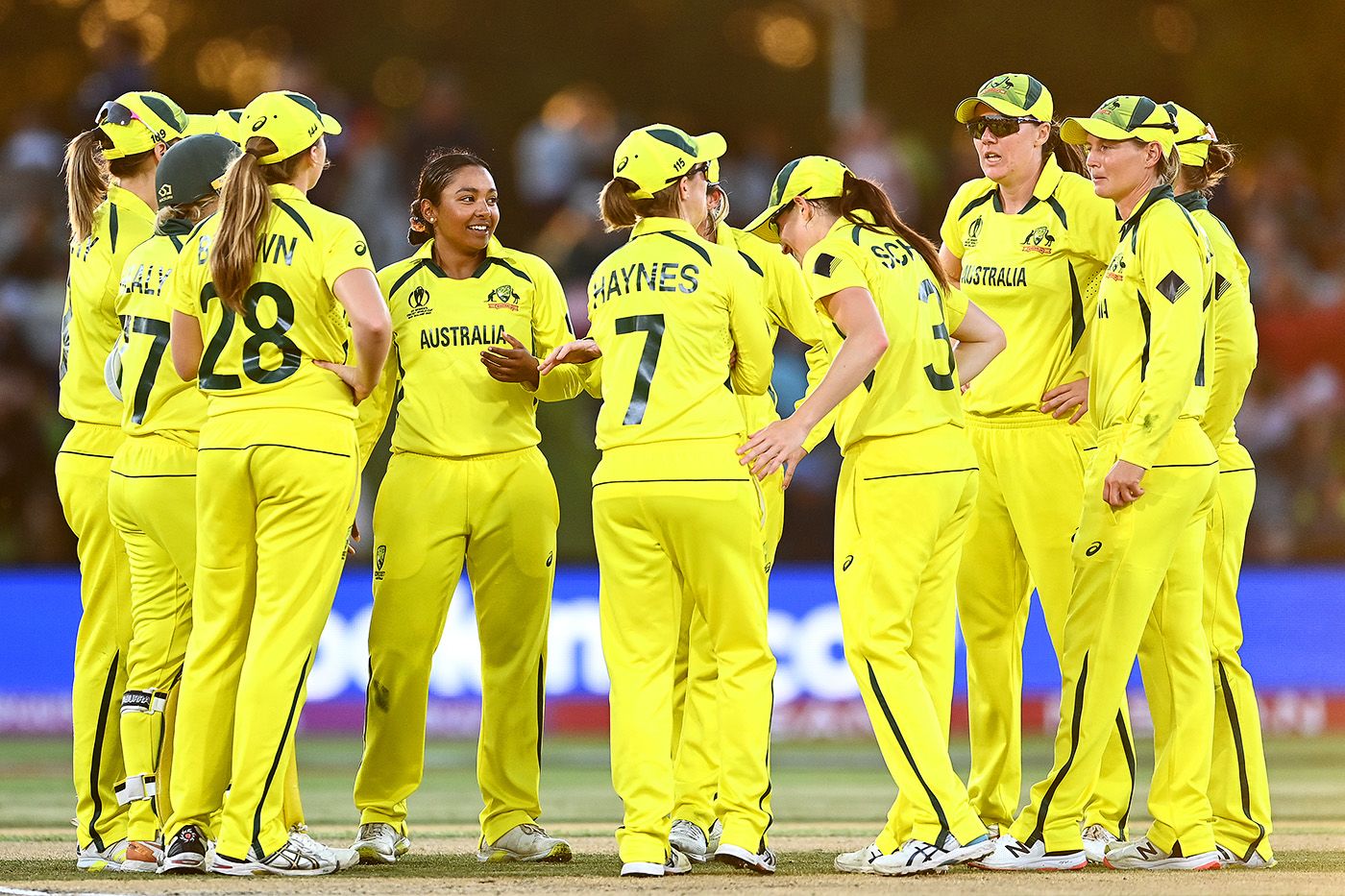 Alana King celebrates with her team-mates | ESPNcricinfo.com