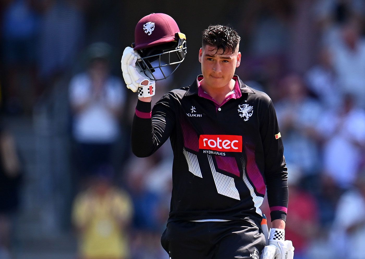 Matt Renshaw brings up his century | ESPNcricinfo.com