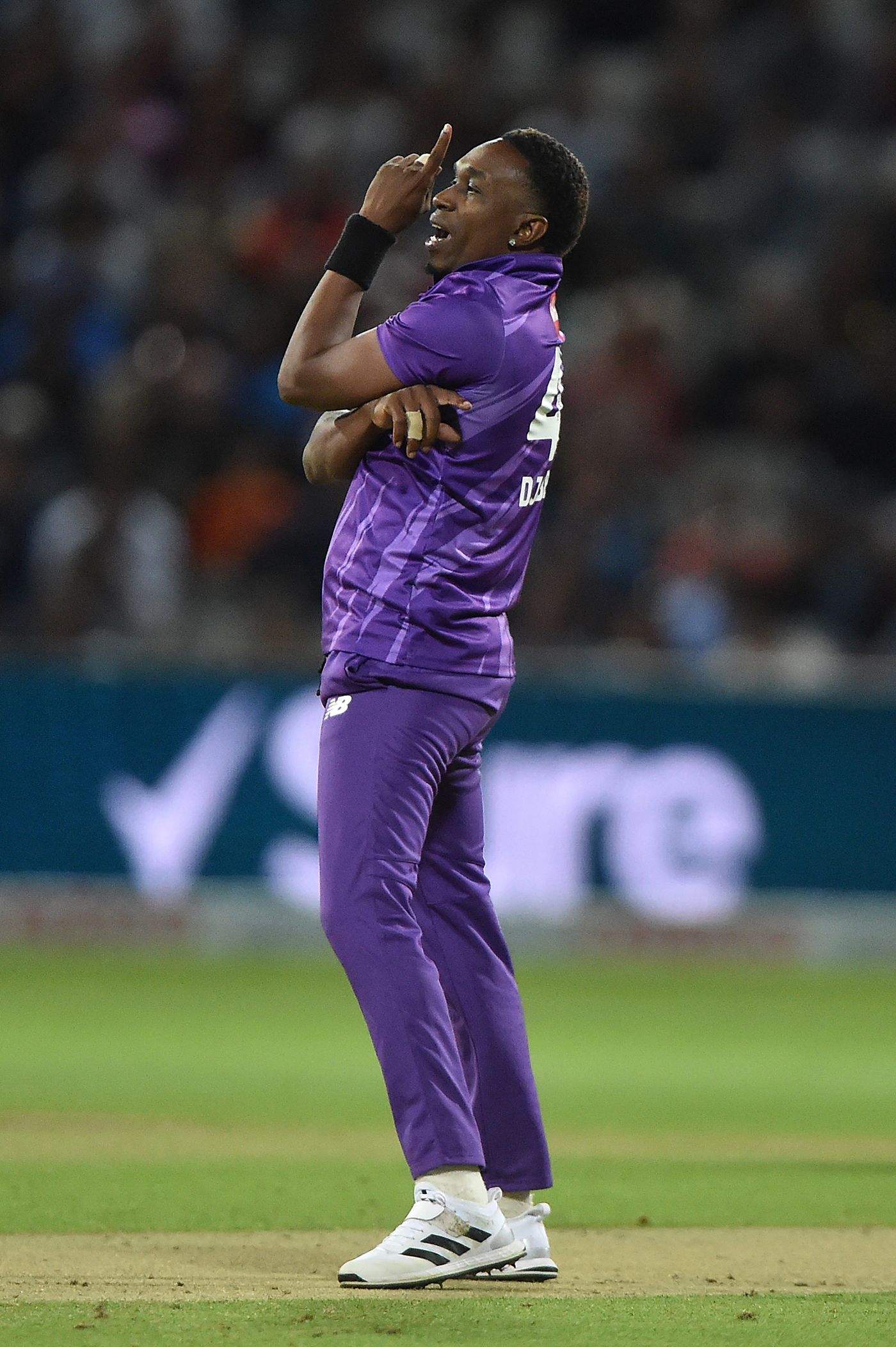 Dwayne Bravo celebrates in trademark style | ESPNcricinfo.com