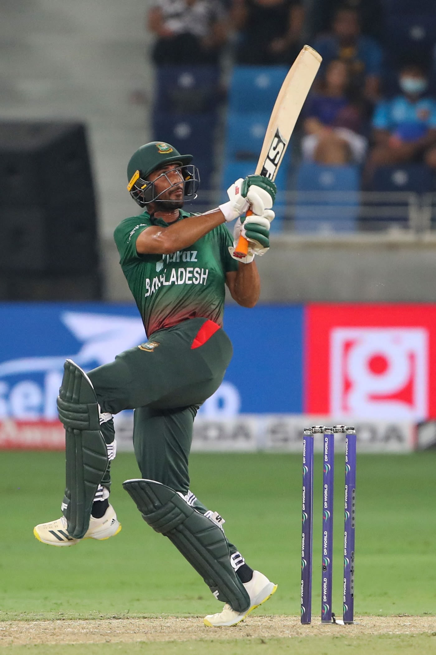 Mahmudullah took on the short ball | ESPNcricinfo.com