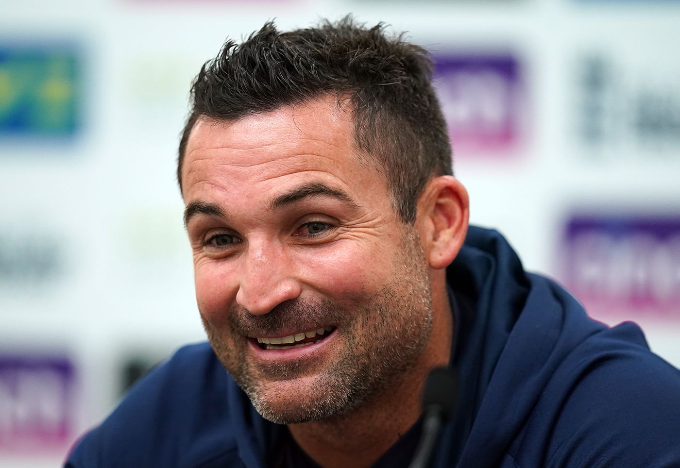 Dean Elgar addresses a press conference on the eve of the third Test ...