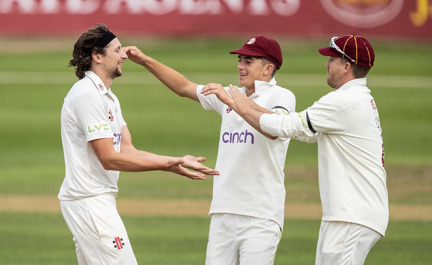 Jack White is congratulated on a breakthrough | ESPNcricinfo.com