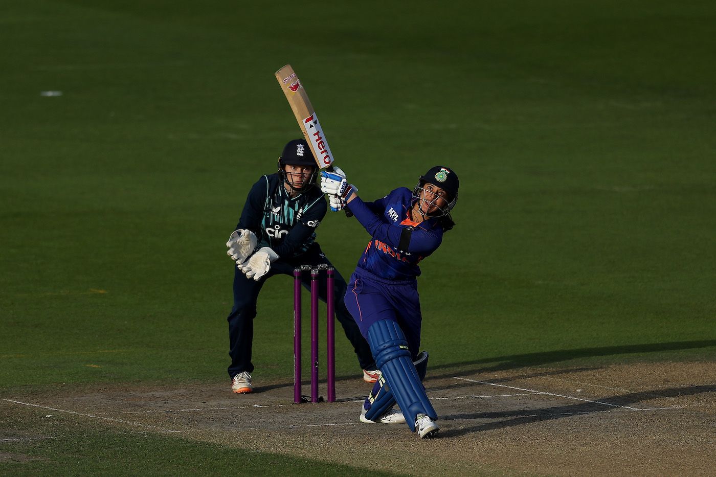 Smriti Mandhana goes big during her match-winning 91 | ESPNcricinfo.com