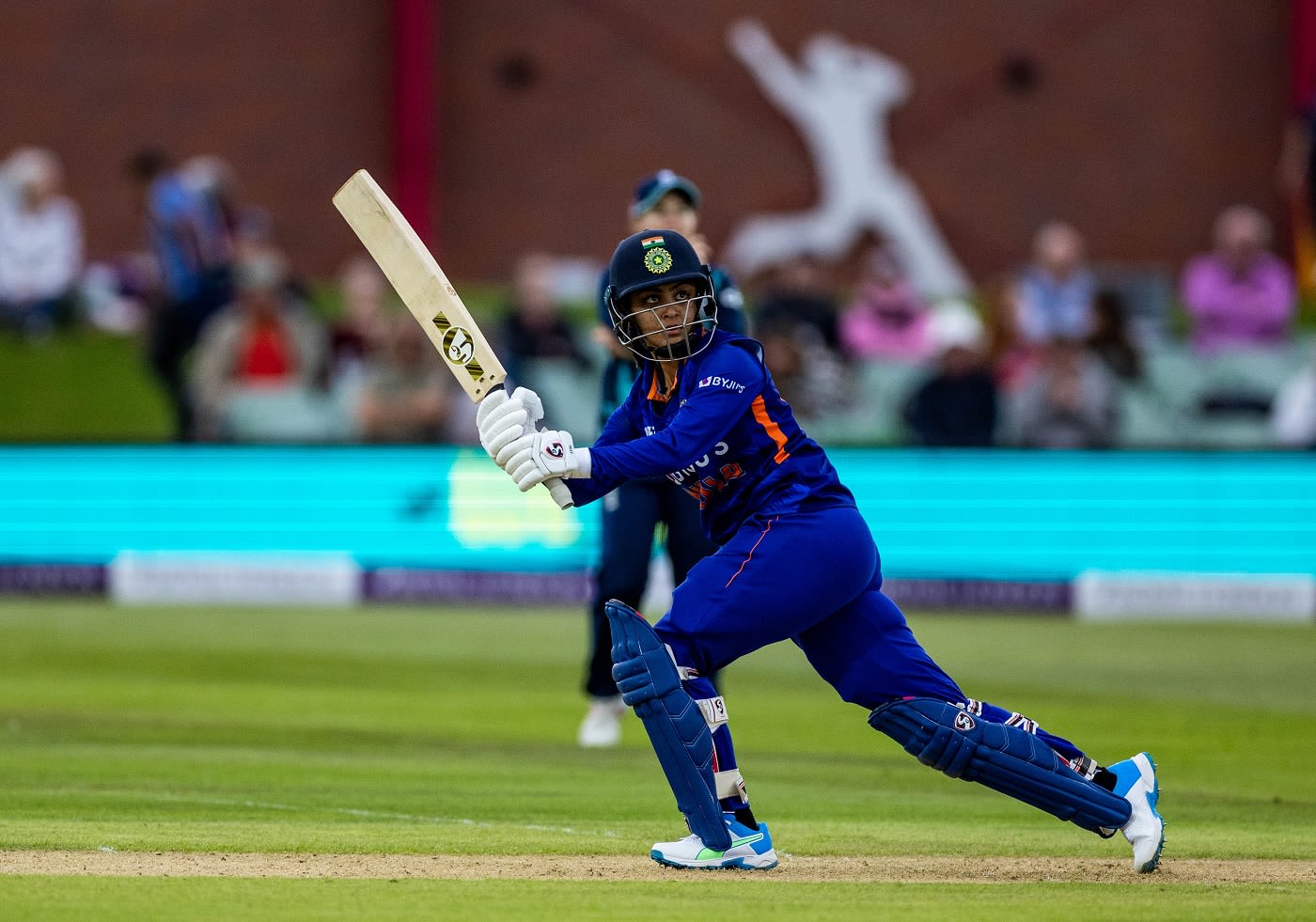 Harleen Deol flicks one over backward square leg | ESPNcricinfo.com