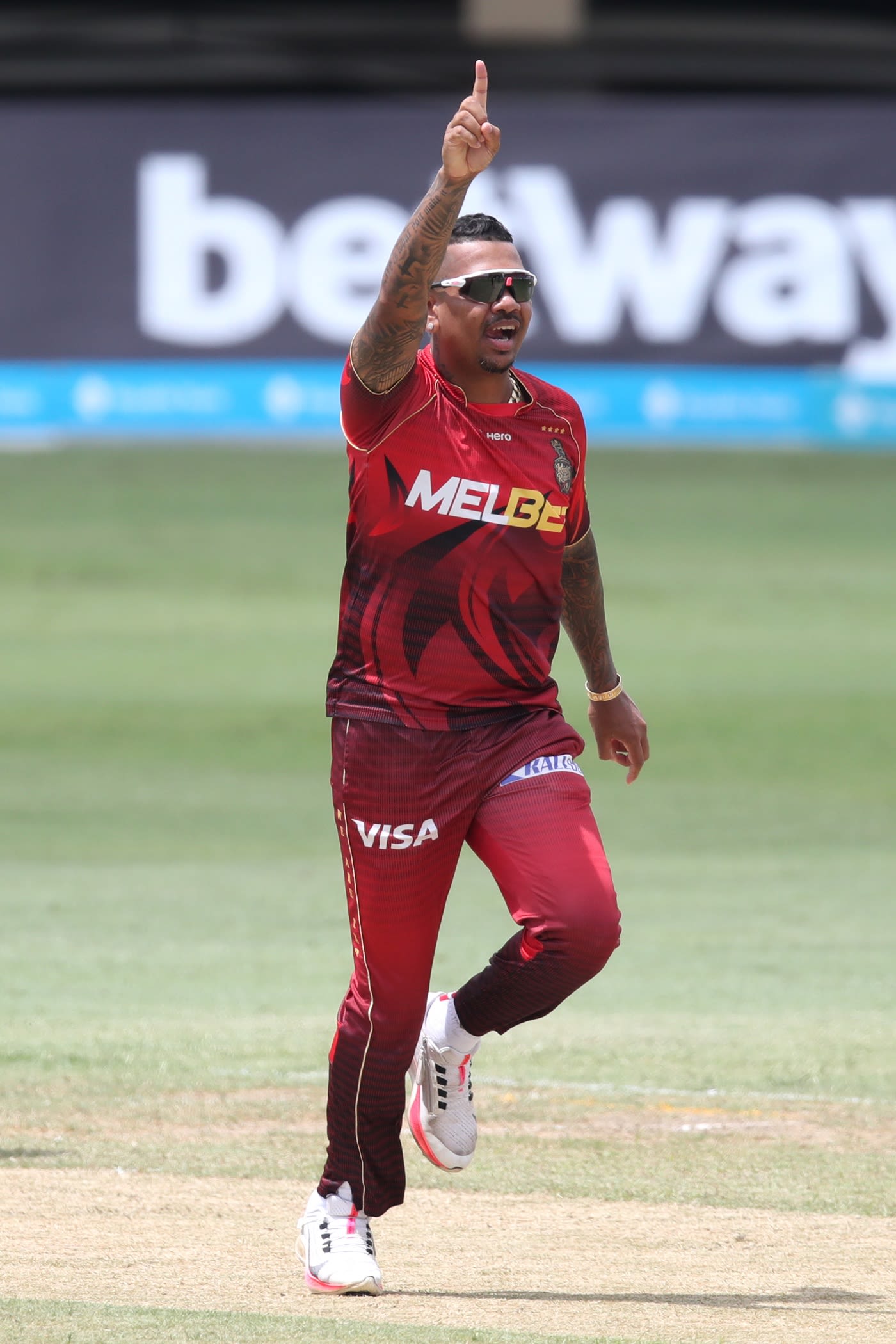 Sunil Narine appeals for a wicket | ESPNcricinfo.com