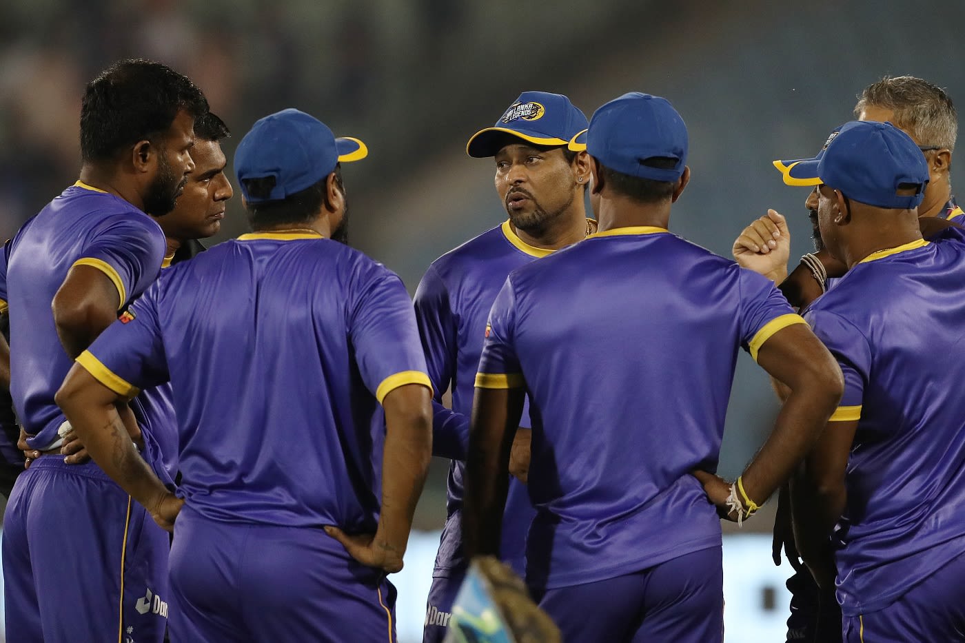 Captain Tillakaratne Dilshan addresses his team ahead of the toss ...