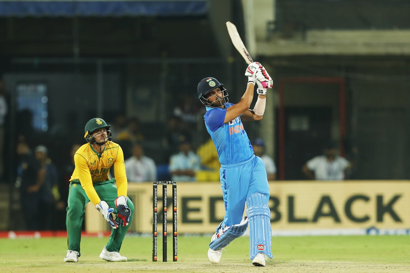 Deepak Chahar gave South Africa a scare with a 17-ball 31 ...