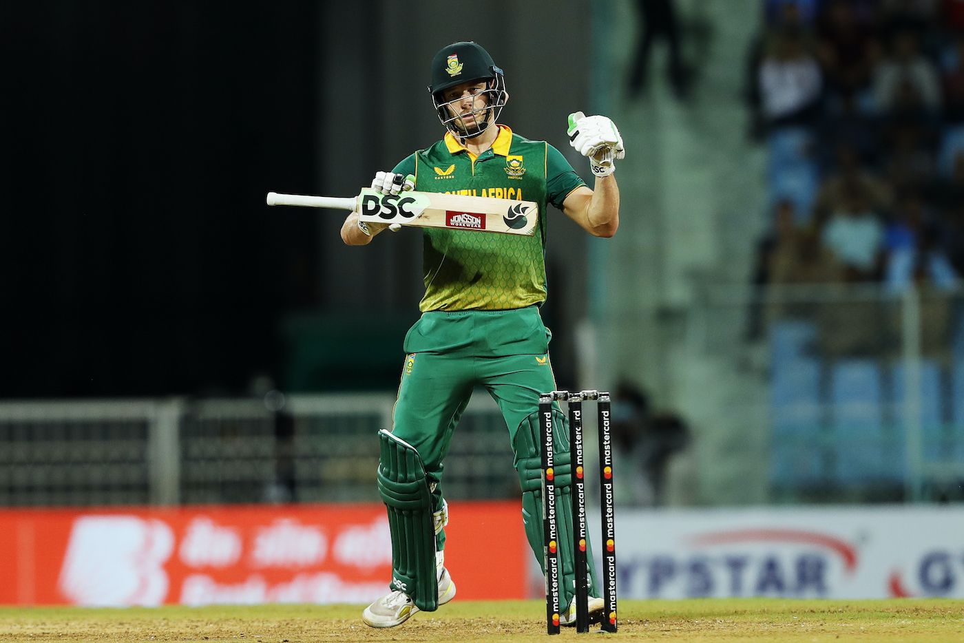 David Miller celebrates upon getting to fifty | ESPNcricinfo.com