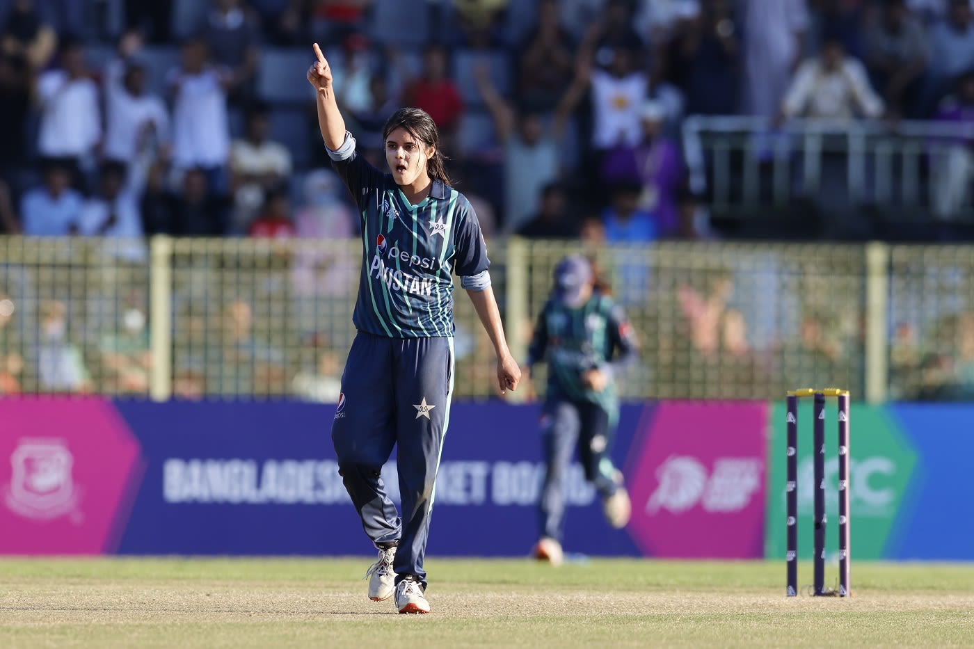Aiman Anwer celebrates after dismissing Rajeshwari Gayakwad ...