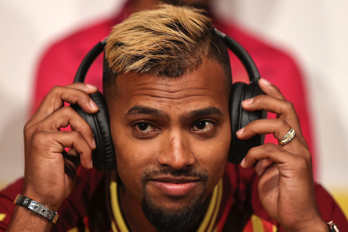 Nicholas Pooran blocks out the noise | ESPNcricinfo.com