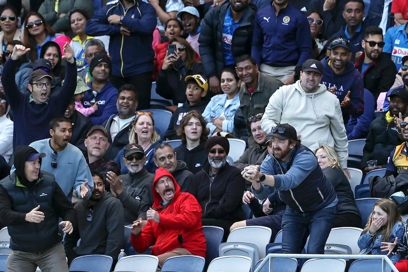 The Geelong crowd: switched on for the Men's T20 World Cup ...