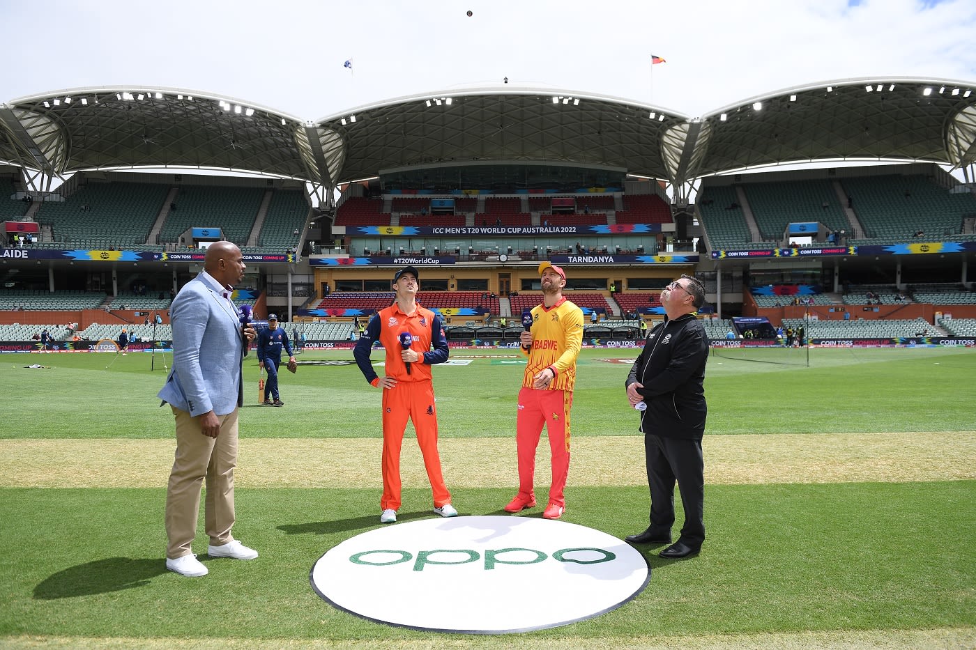 Scott Edwards and Craig Ervine at the toss | ESPNcricinfo.com