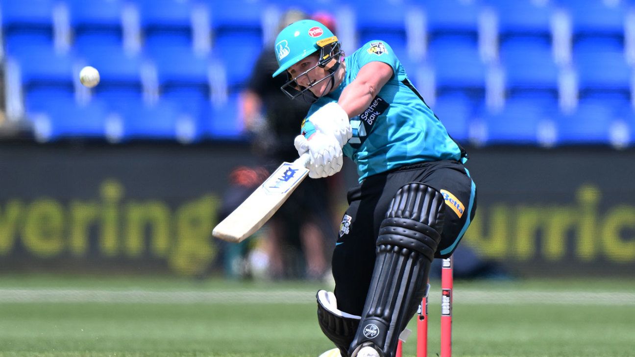 WBBL round-up - Laura Harris 18-ball fifty powers Heat to victory ...