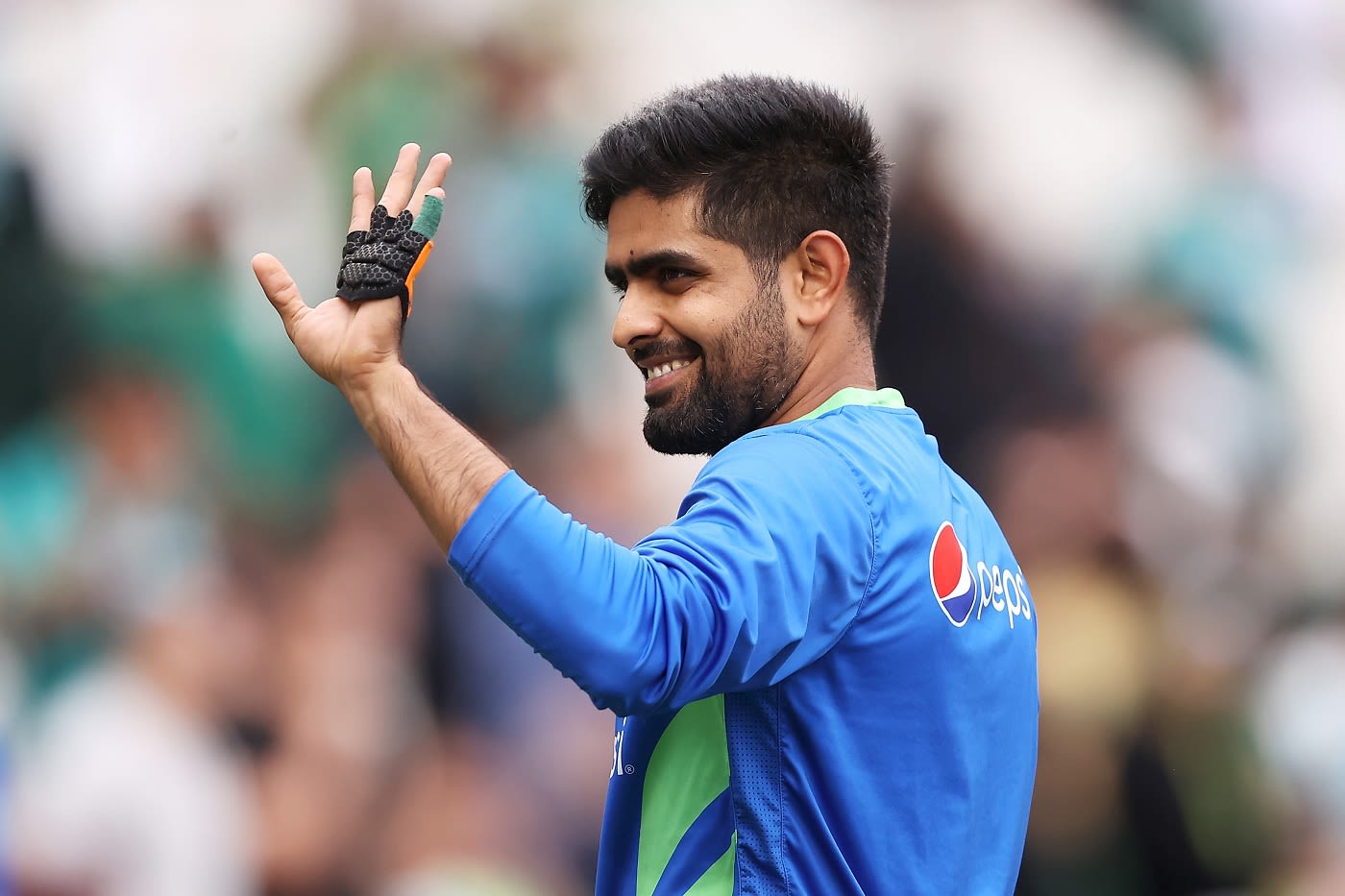 Babar Azam waves to the crowd | ESPNcricinfo.com