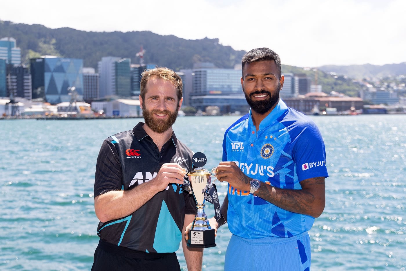 Kane Williamson and Hardik Pandya pose with the T20I series trophy at ...